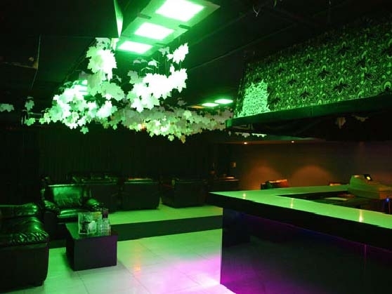 Club XS Booths Bottles Birthdays @ XS Nightclub (Toronto)