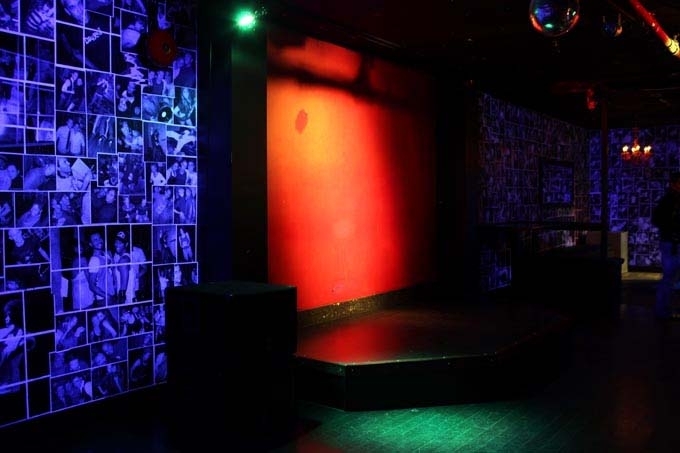 College Night @ The Barn Nightclub (Toronto)