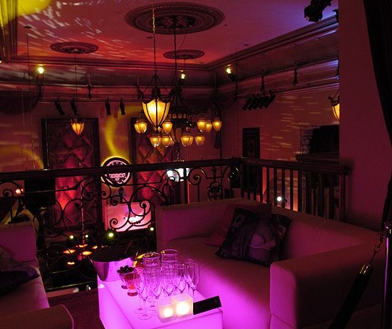 Nearly NAKED Party @ Courthouse Nightclub (Toronto)